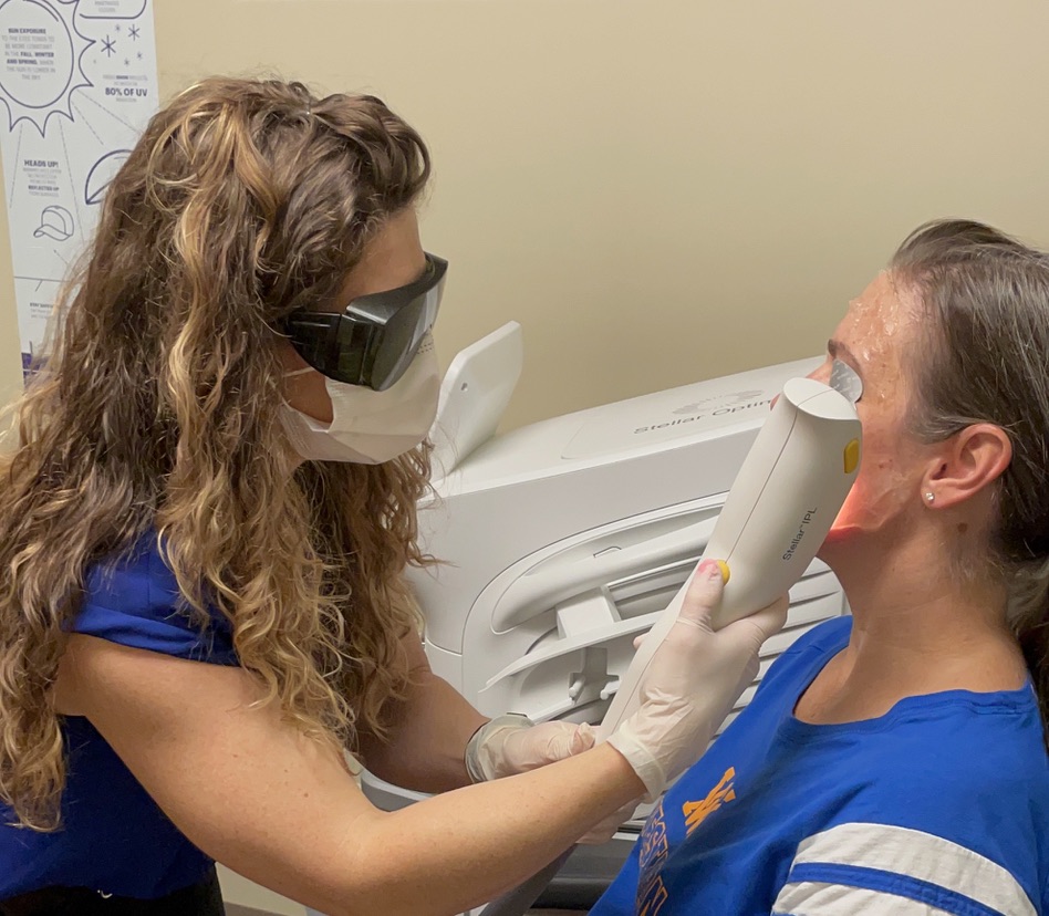 A New Way to Manage Dry Eyes: OptiLight by Lumenis